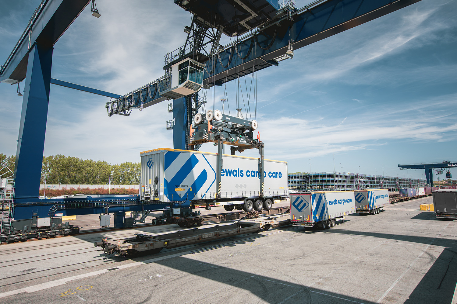 About Ewals Cargo Care | Pioneering Logistics & Multimodal Transport ...